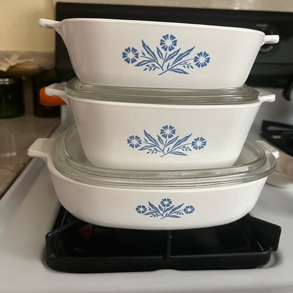 Corningware | Kitchen | Nine Piece Blue Flower Corningware Set From 98s ...